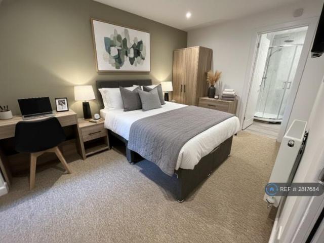 Room at Copnor Road, Portsmouth