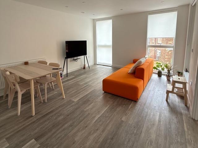 Room at Copeland Road, Greater London