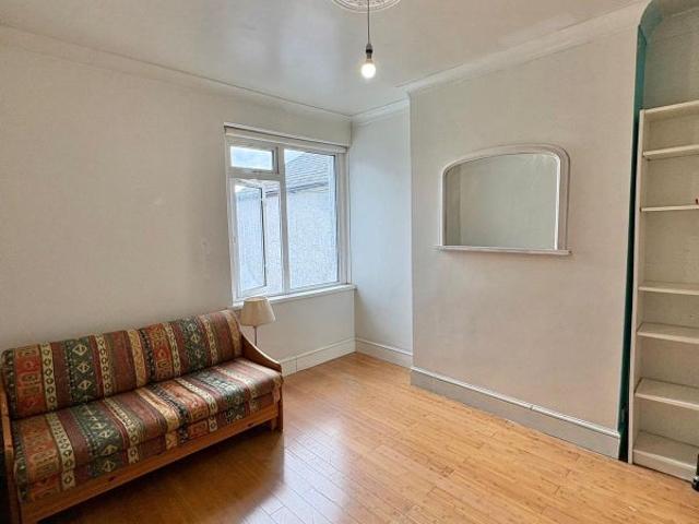 Room at Copleston Road, Cardiff