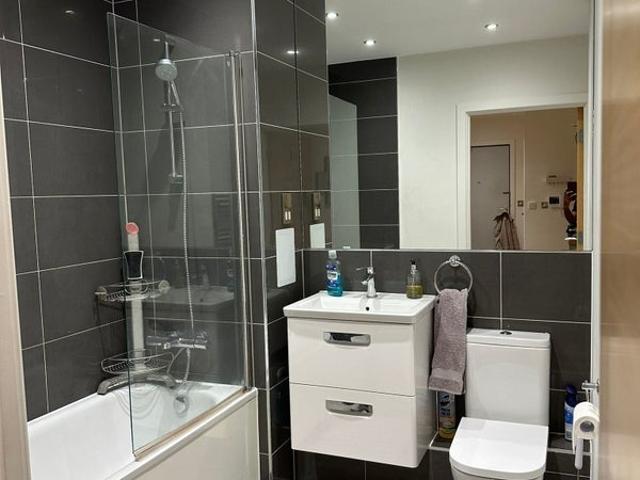 Room at Copley Close, Greater London