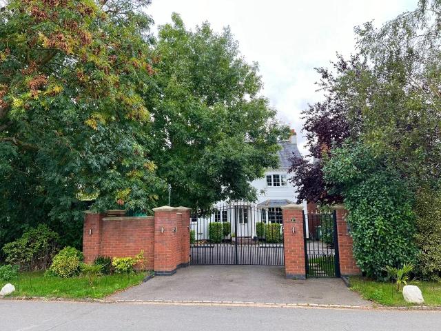 House at Coppermill Road, Horton