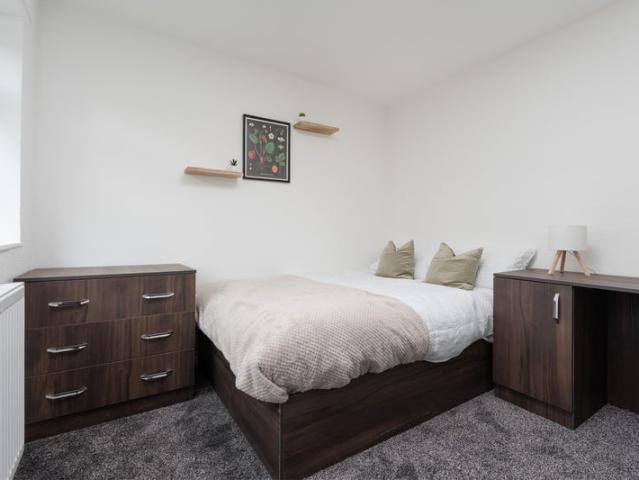 Room at Copster Hill Road, Oldham