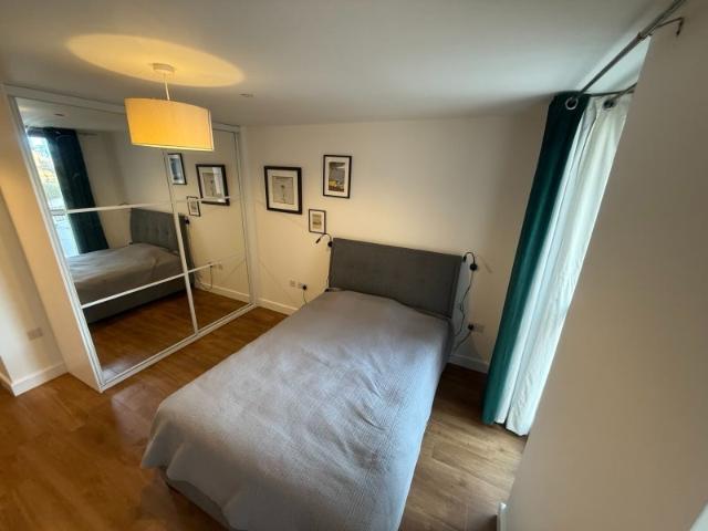 Room at Cornmill Lane, Greater London