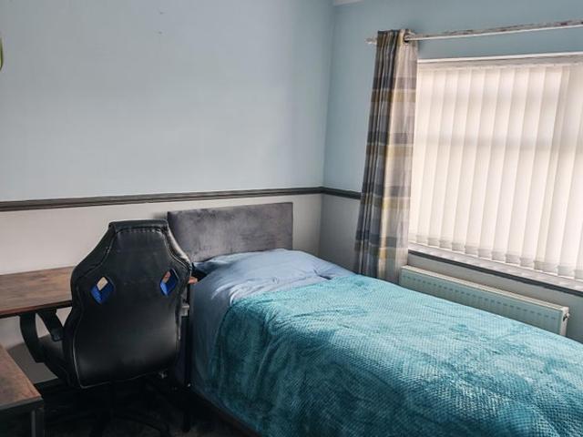 Room at Corbet Avenue, Warrington