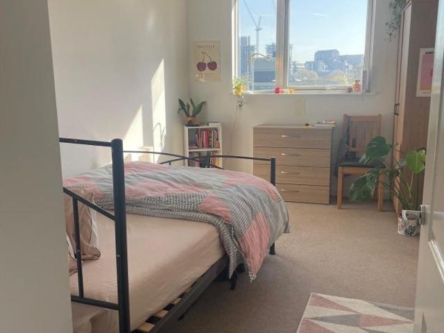 Room at Cordelia Street, Greater London