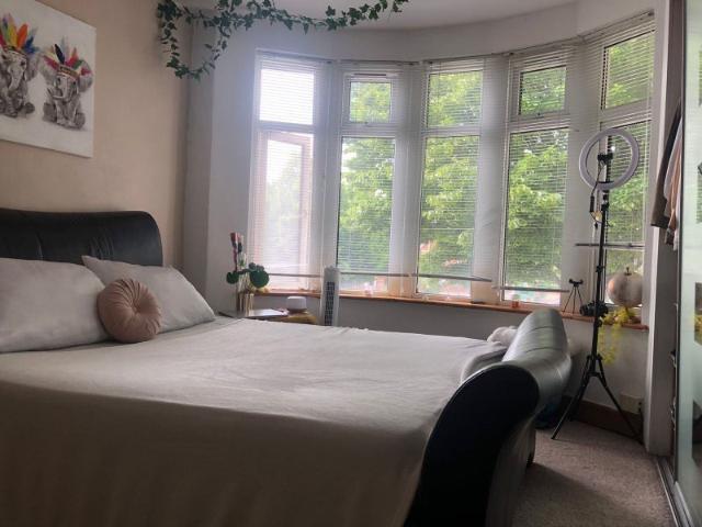 Room at Corporation Road, Cardiff