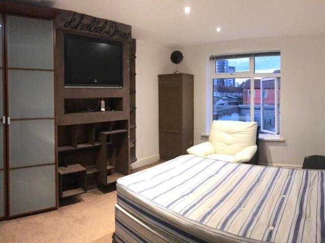 Room at Corporation Road, Cardiff