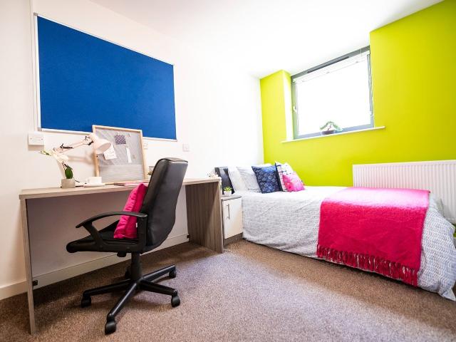 Room at Corporation Road, Middlesbrough