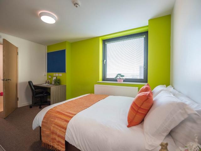 Room at Corporation Road, Middlesbrough
