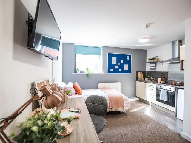 Room at Corporation Road, Middlesbrough