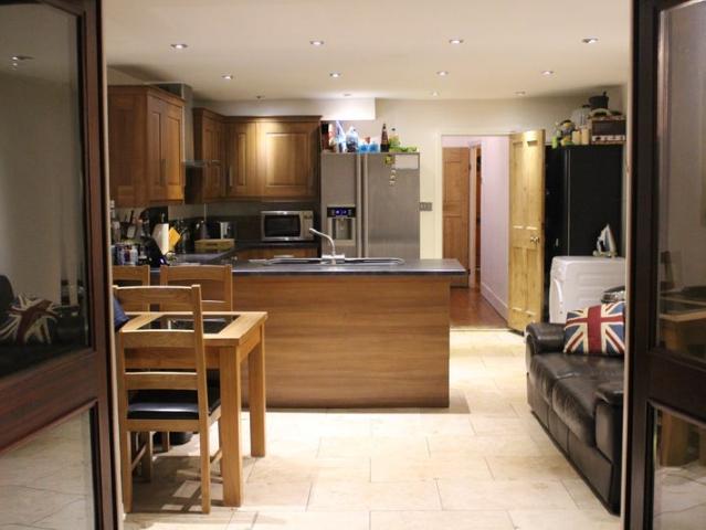 Room at Corporation Street, Greater London
