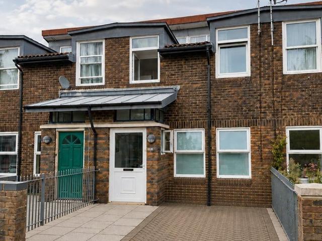 Room at Corry Drive, Greater London