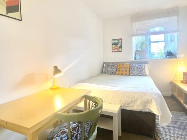 Room at Corstorphine Road, City of Edinburgh