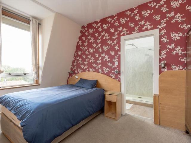 Room at Corstorphine Road, City of Edinburgh