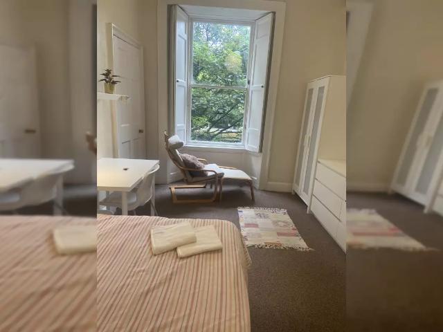 Room at Cowan's Close, City of Edinburgh