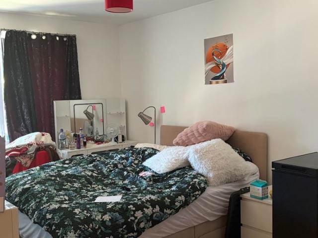 Room at Cowdrey Mews, Greater London