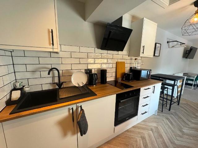 Room at Cotmanhay Road, Erewash