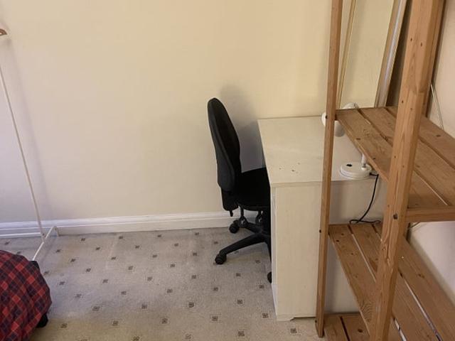 Room at Cotham Road South, Bristol