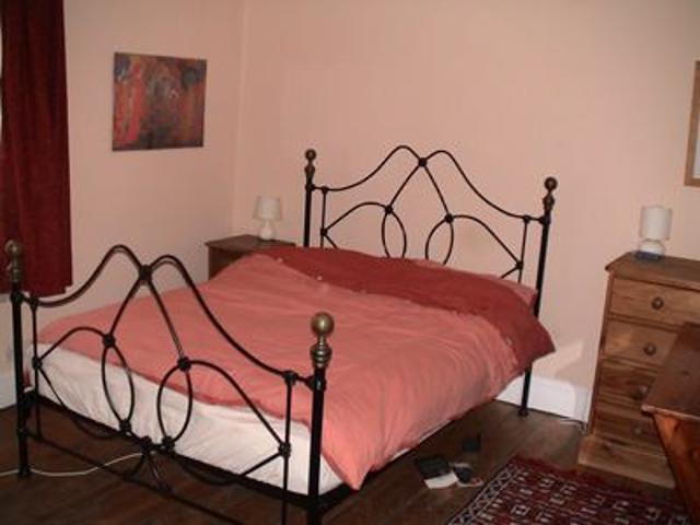 Room at Cotswold Road, Bristol