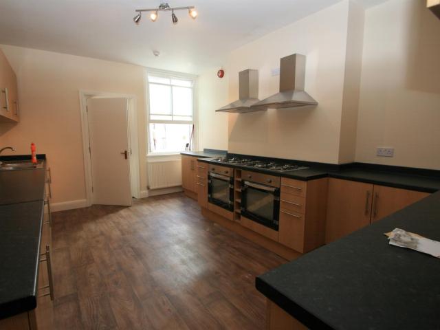 Room at Cottage Grove, Portsmouth