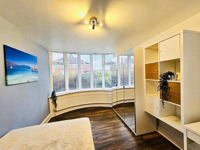 Room at Cotton Lane, Manchester