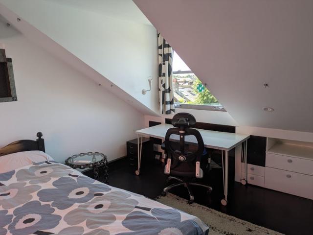 Room at Coulter Road, Greater London