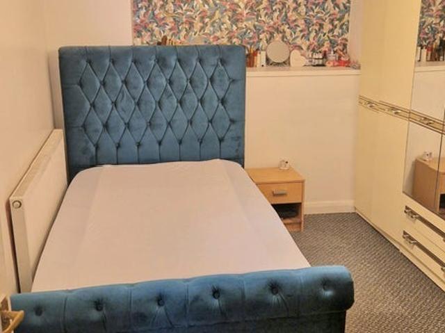 Room at Courtland Terrace, Merthyr Tydfil