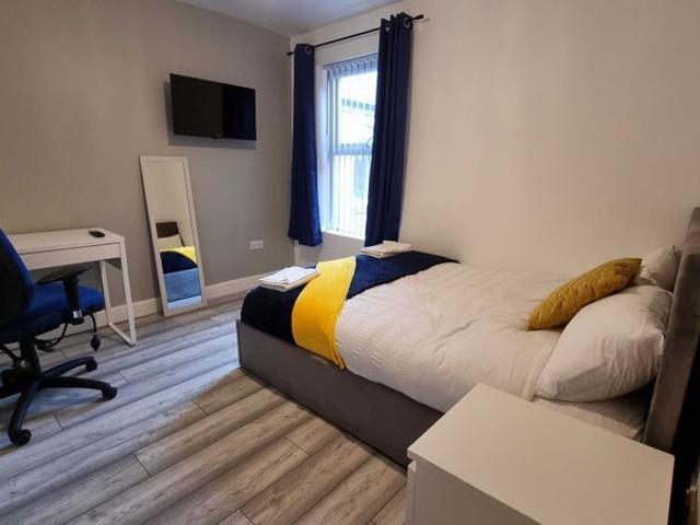 Room at Coventry Road, Birmingham