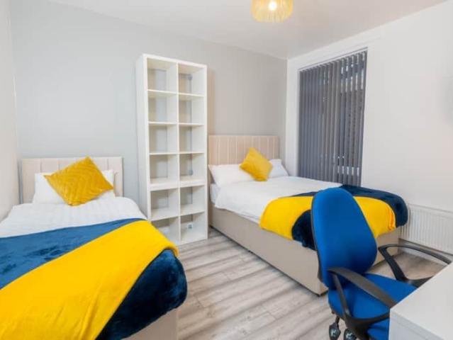 Room at Coventry Road, Birmingham