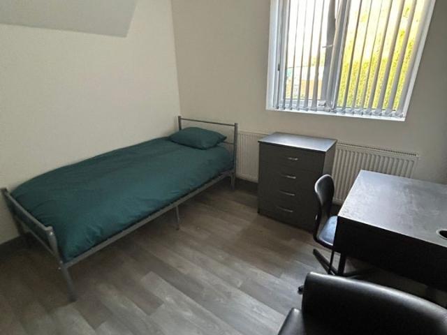 Room at Coventry Road, Nuneaton and Bedworth