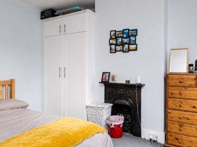Room at Coverton Road, Greater London