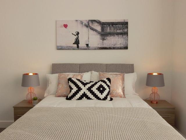 Room at Cranbourne Street, Hull