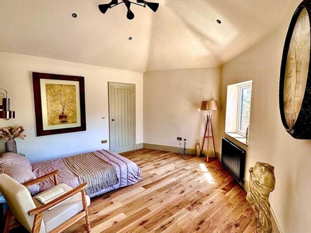 Room at Cranbrook Drive, Luton