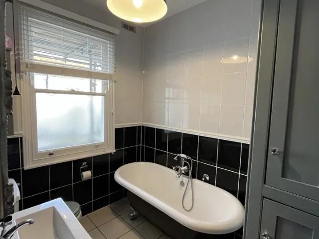 Room at Cranley Road, Southend on Sea