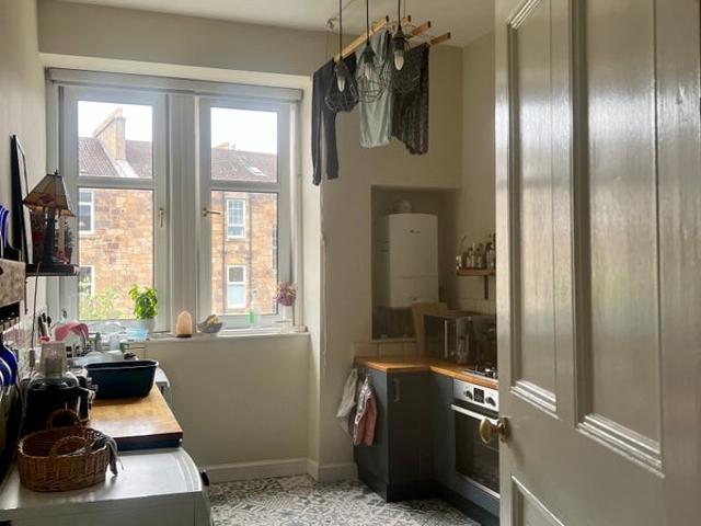 Room at Craigmillar Road, Glasgow