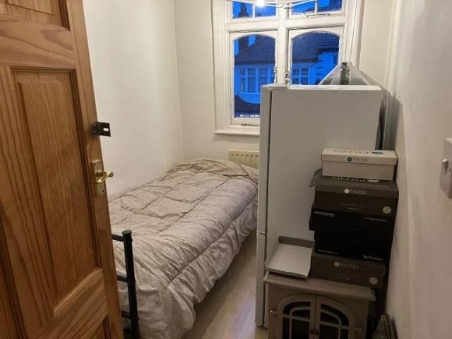 Room at Craignair Road, Greater London