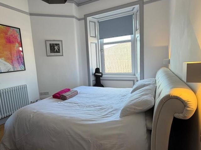 Room at Craigpark, Glasgow