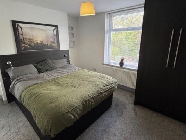Room at Crescent Road, Tameside