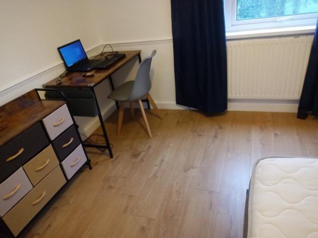 Room at Cressingham Gardens, Greater London