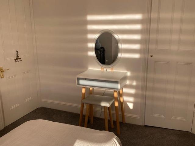 Room at Cresswell Road, Greater London