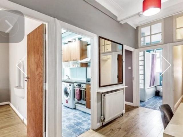 Room at Cricklewood Broadway, Greater London
