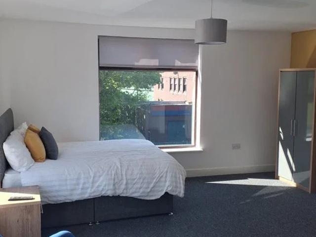 Room at Crispin Street, St Helens
