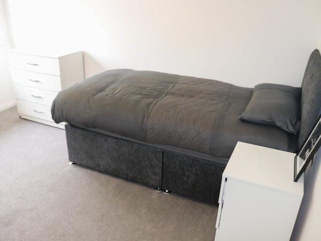Room at Cromwell Lane, Birmingham