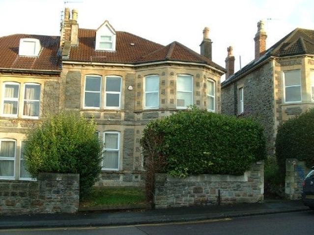 Room at Cromwell Road, Bristol