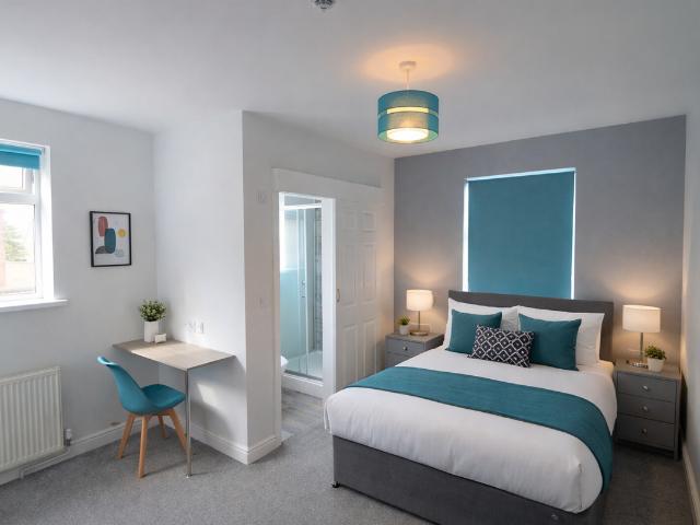 Room at Cromwell Road, Grimsby