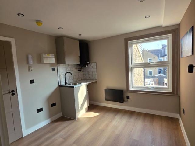 Room at Cromer Road, Watford