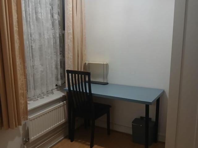 Room at Cromer Street, Greater London