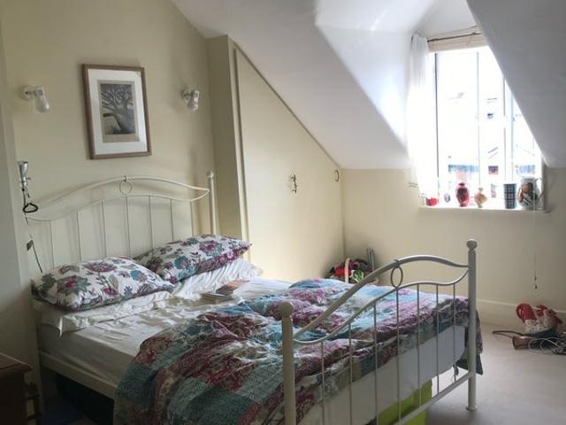 Room at Cromford Road, Greater London
