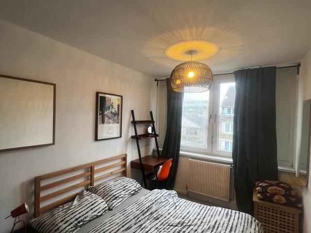 Room at Cronin Street, Greater London