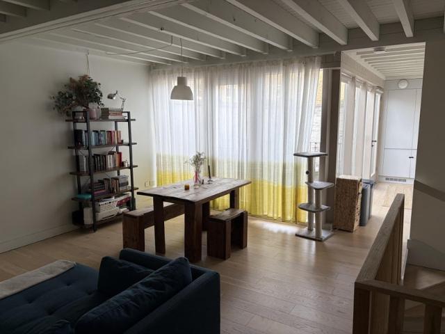 Room at Crosland Place, Greater London